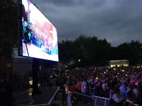 Electronic Sports Scoreboard Hire and LED Advertising sign Hire ...